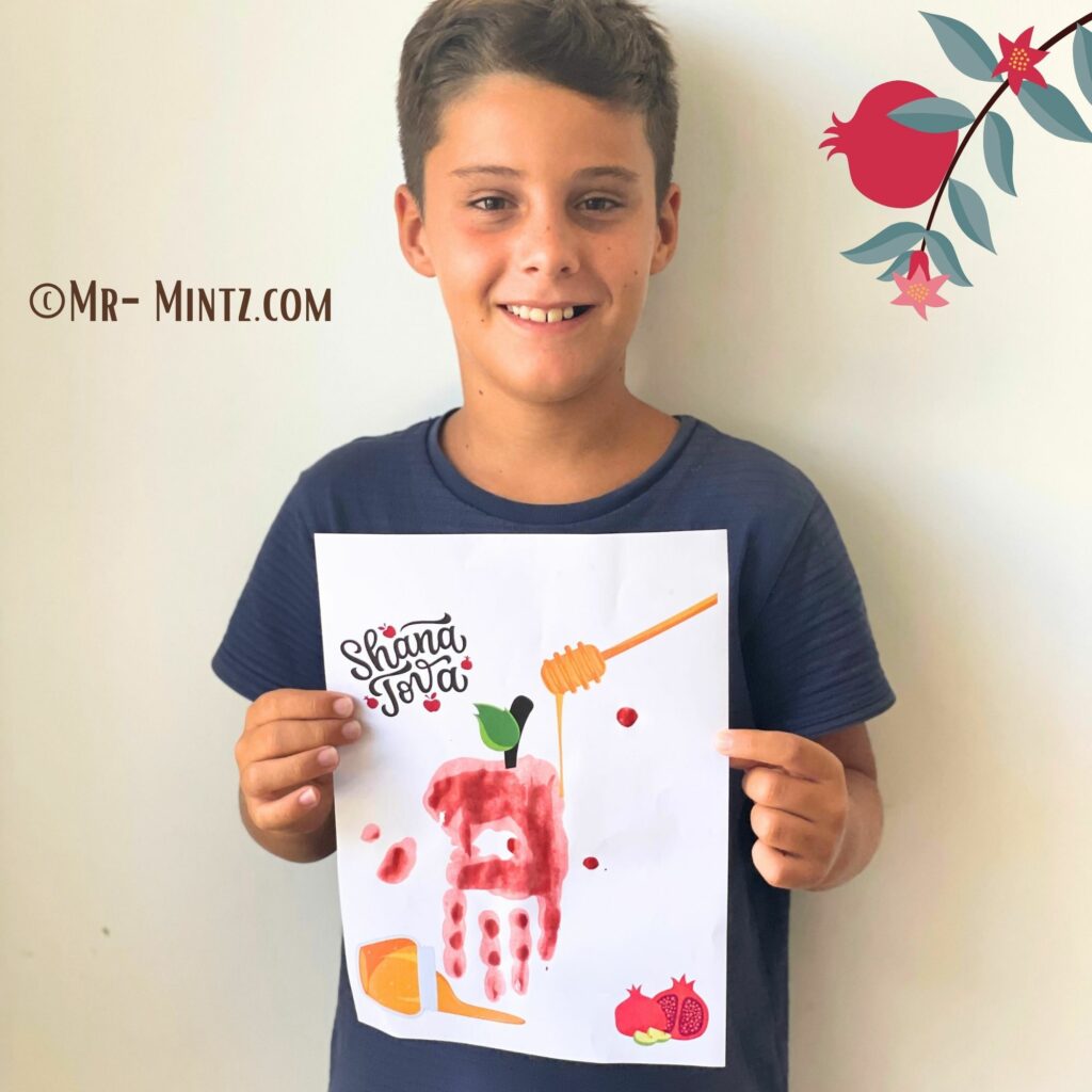 Rosh Hashanah Apple Handprint Craft | Jewish Holiday Handprint Card ...